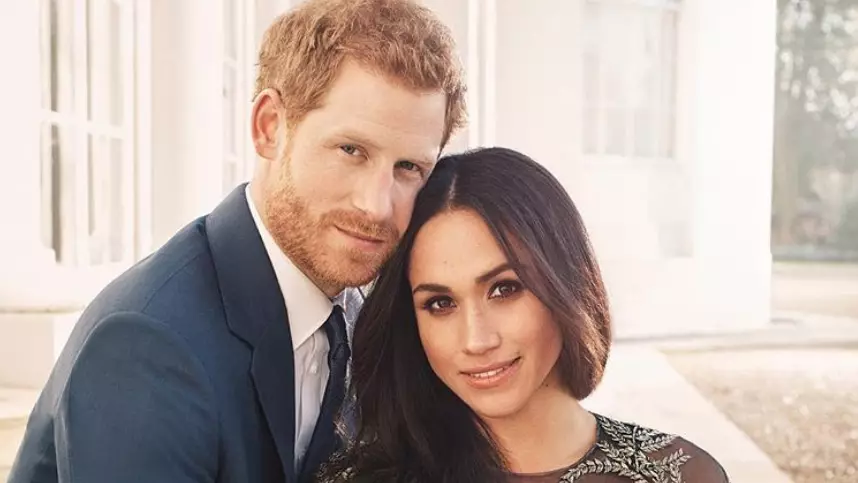 De prachtige jurk foar ferlovingsfoto's fan Meghan Markle kostet $ 75.000