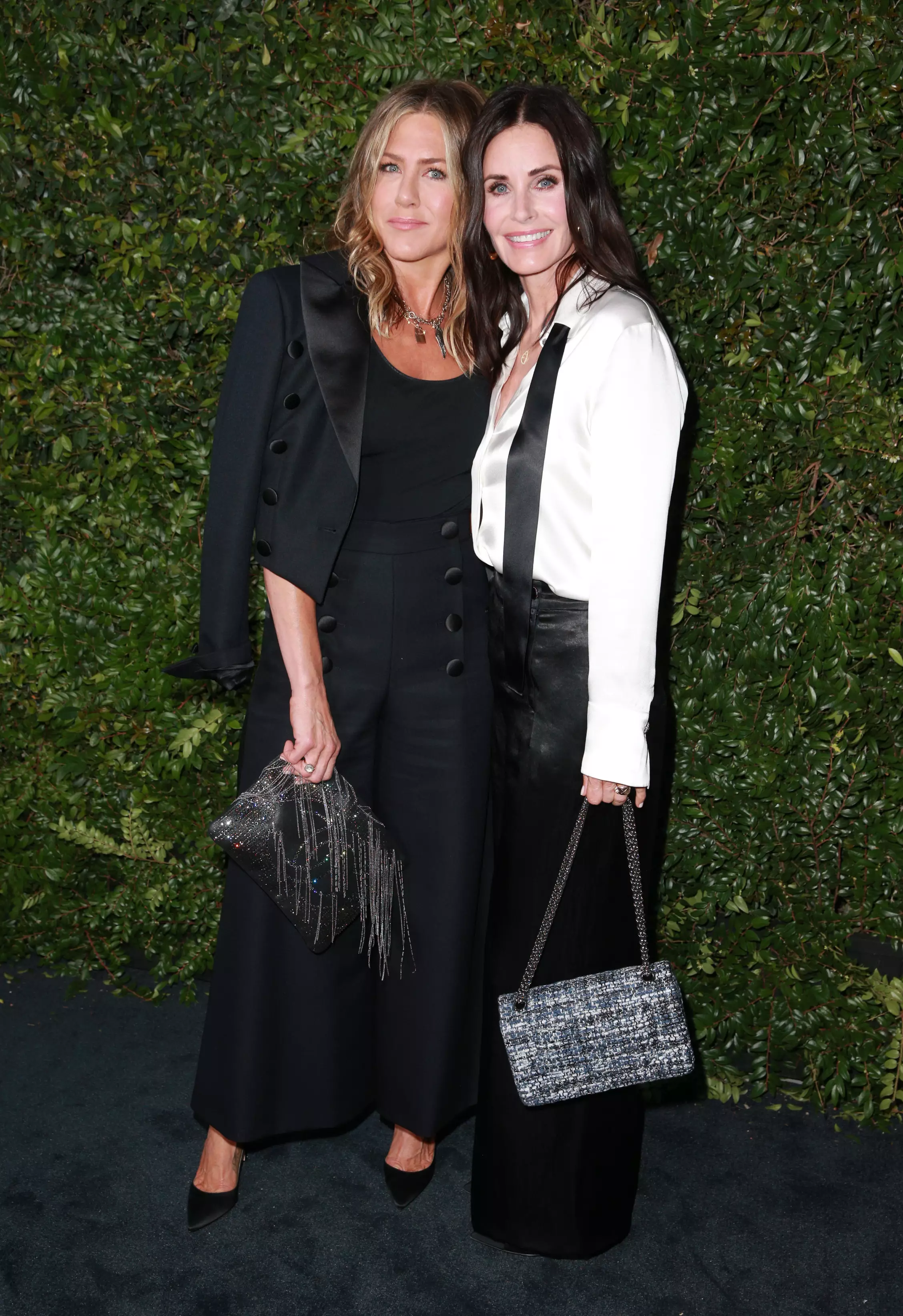 jennifer aniston y courteney cox imágenes getty