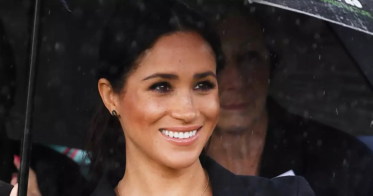 Meghan Markle dia voalaza fa manakarama mpitsabo 20 ho an'ny zaza voalohany