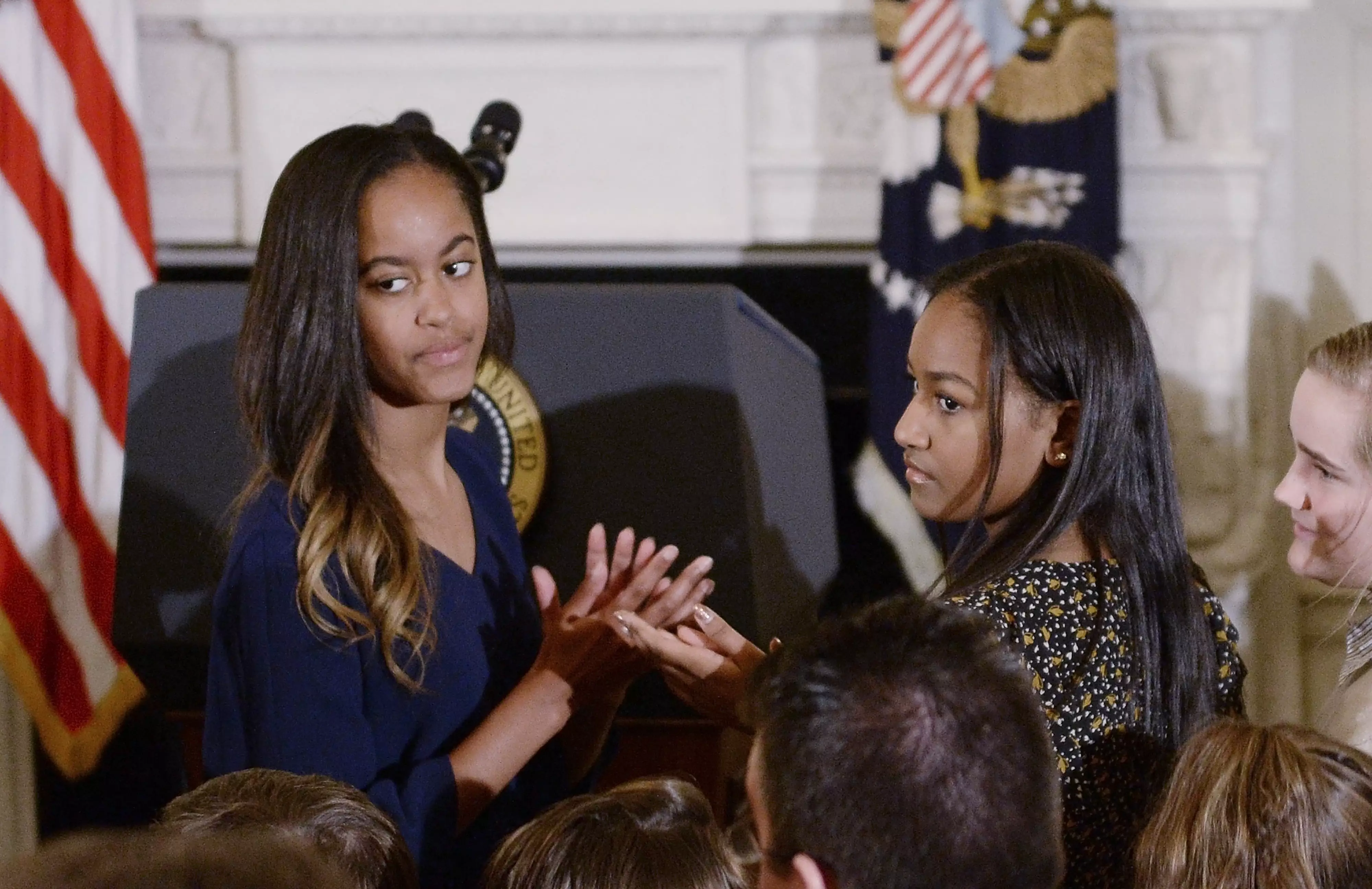 sasha-obama-malia-obama-january-2017