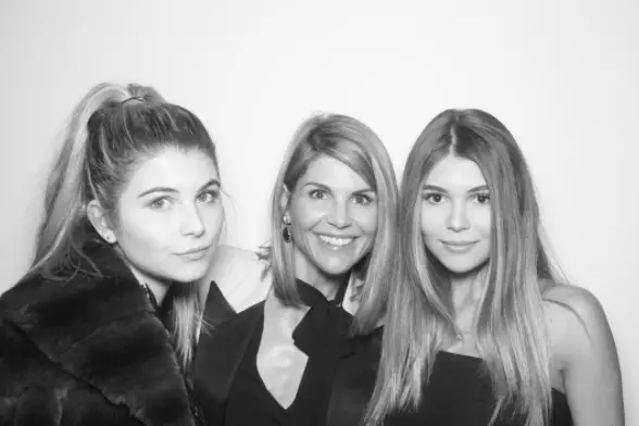 lori-loughlin-olivia-isabella-giannulli-2