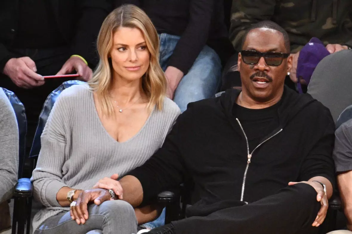 Eddie Murphy kaj Paige Buĉisto