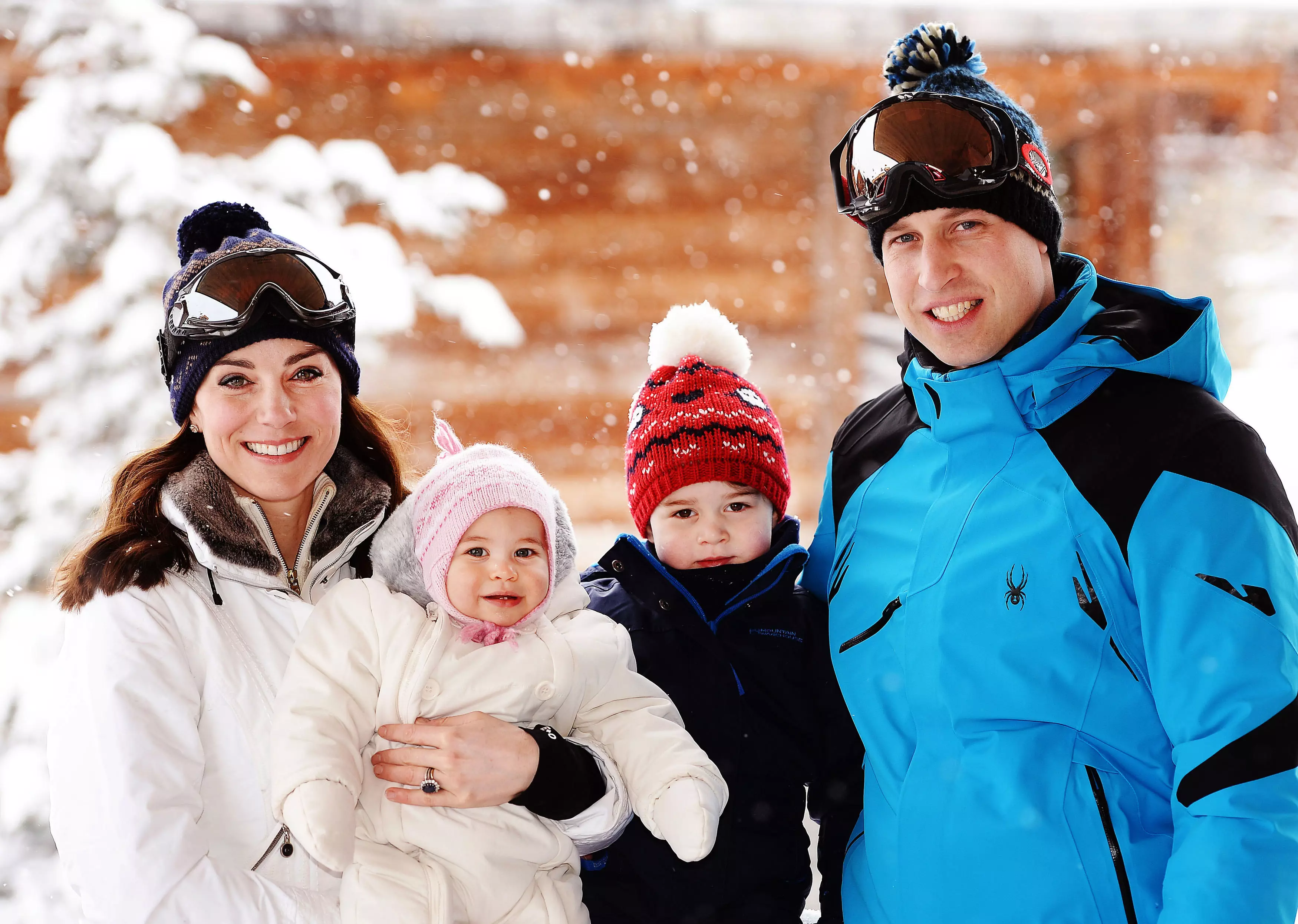 kráľovská rodina-lyžiarska-2