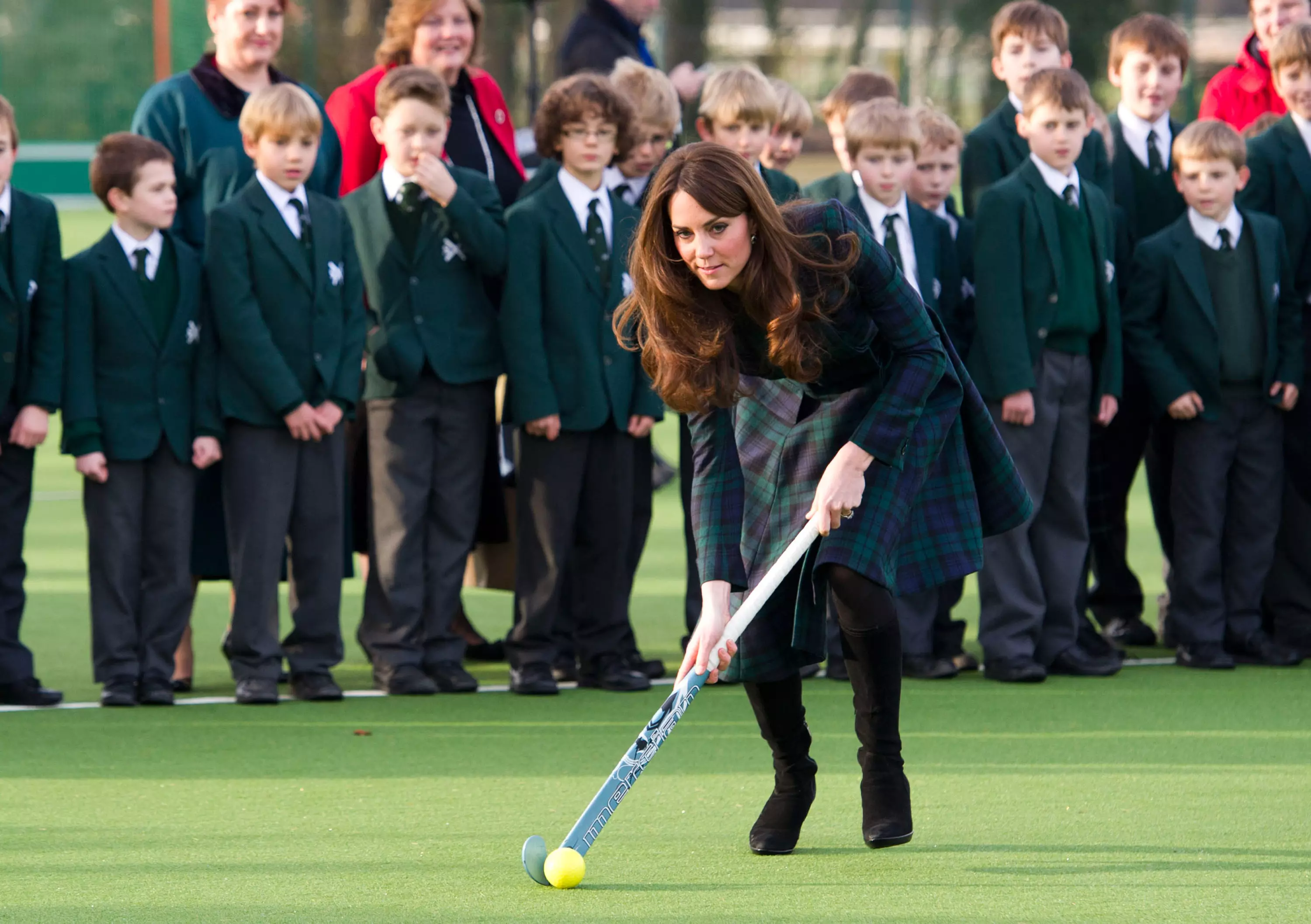 kate-middleton-sporty-nov-12