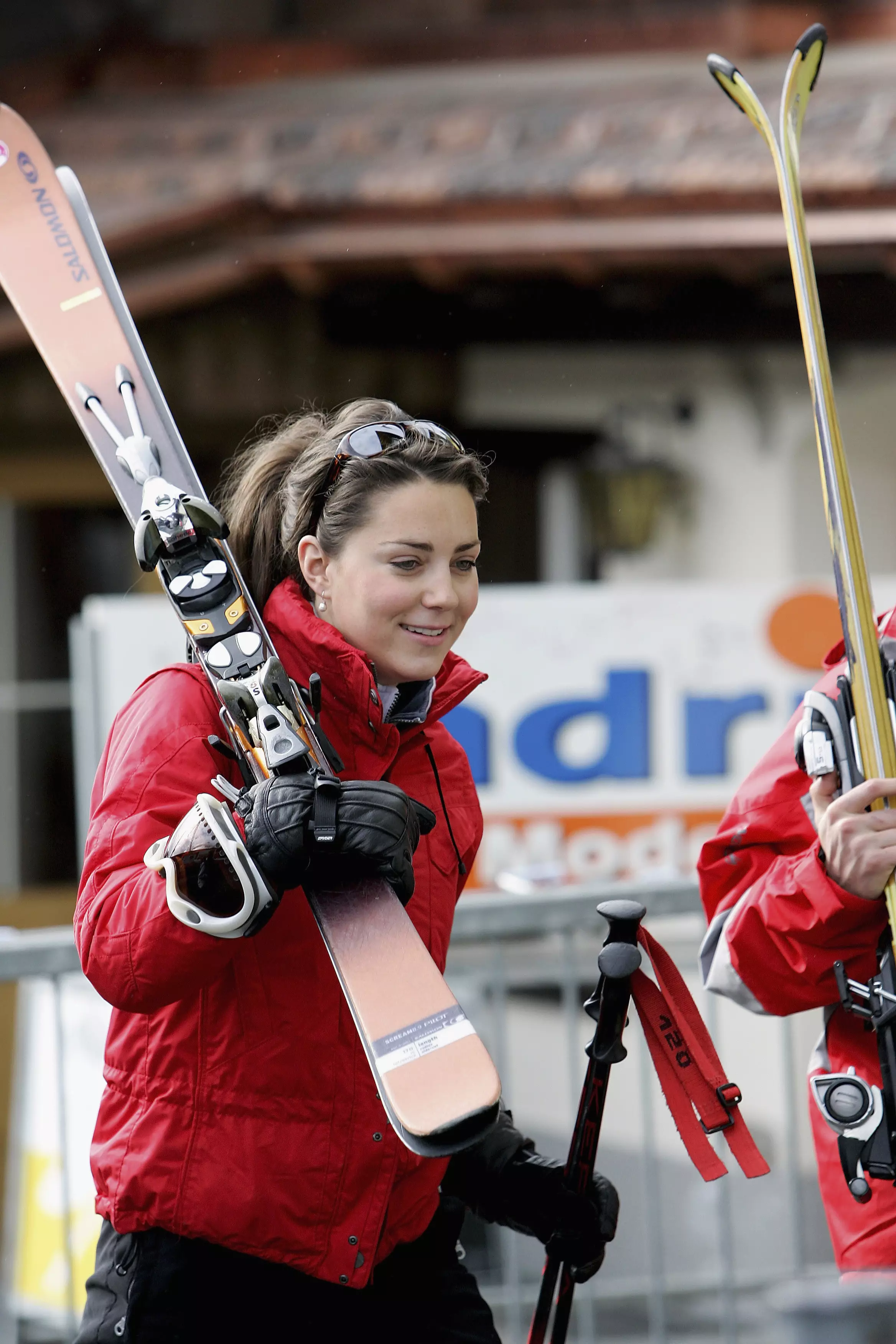 Kate-middleton-sporty-march-2005