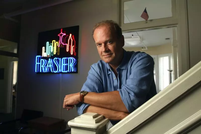 Kelsey Grammer på settet til «Frasier»