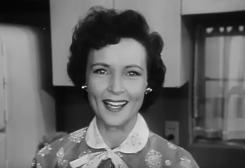 1950-TV-itariki-hamwe-na-abamarayika