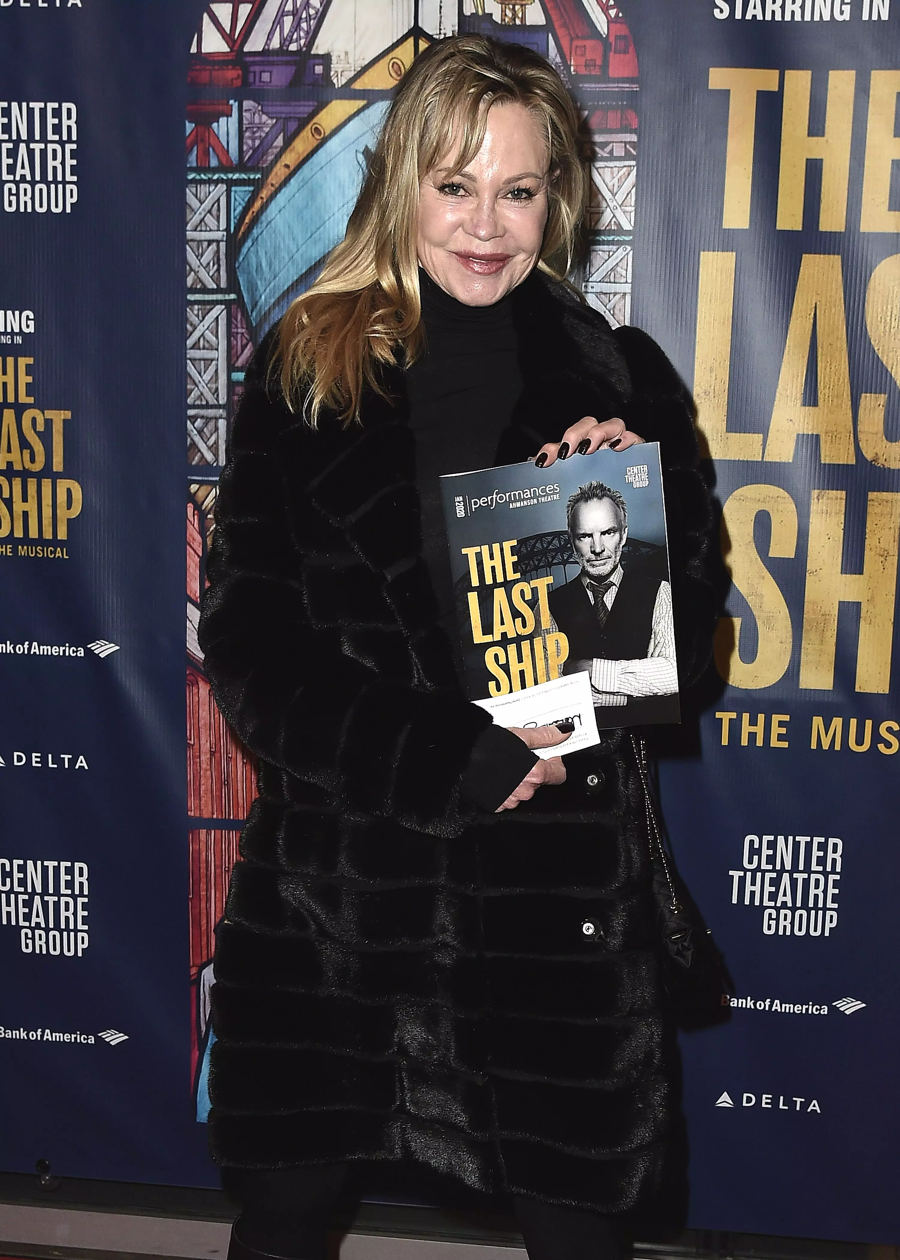 melanie-griffith-alfombra-roja-estreno