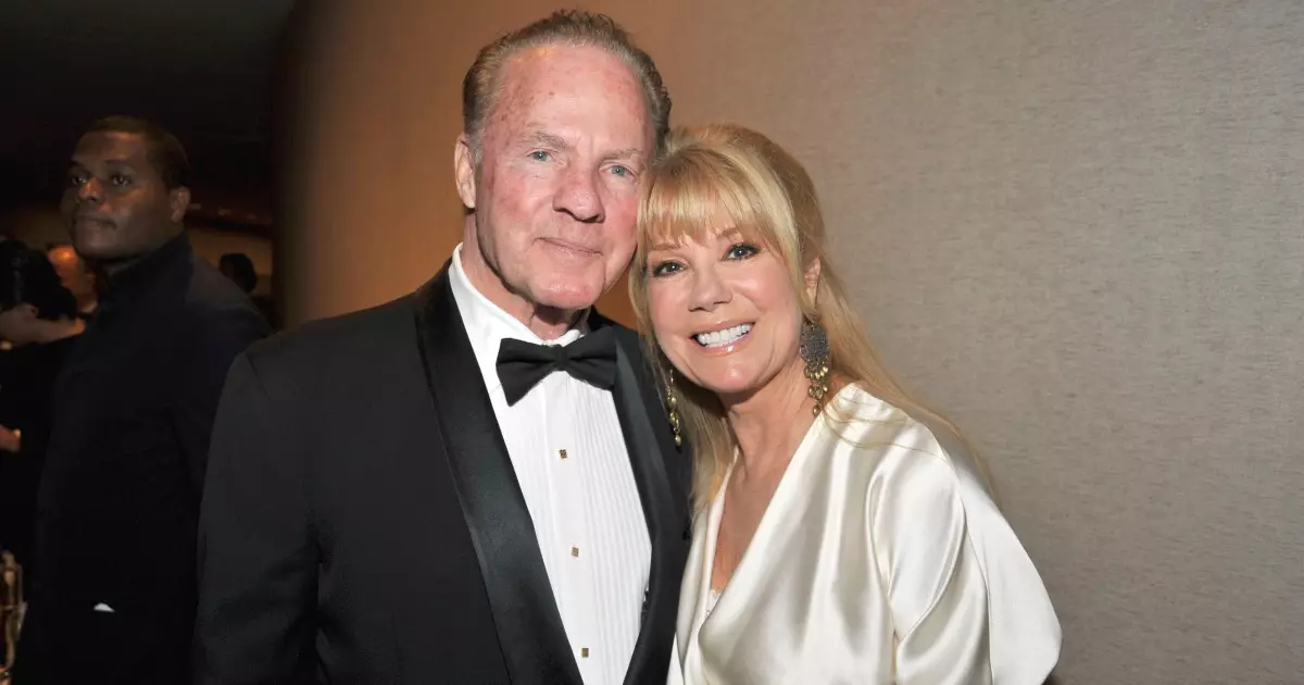 Kathie Lee Gifford Ari 'Gufungura Urukundo' Nyuma yimyaka 3 Urupfu rwumugabo