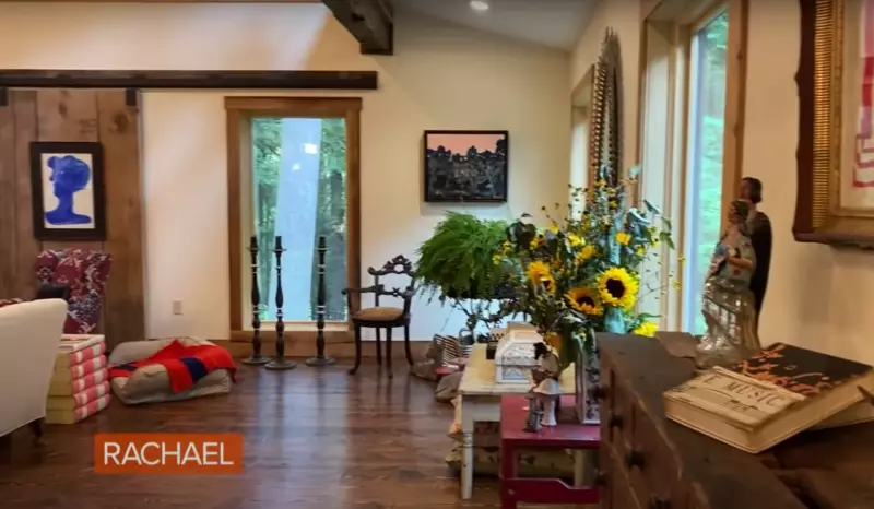 Where-does-rachael-ray-live-photos-of-guesthouse-after-fire . ที่ไหน