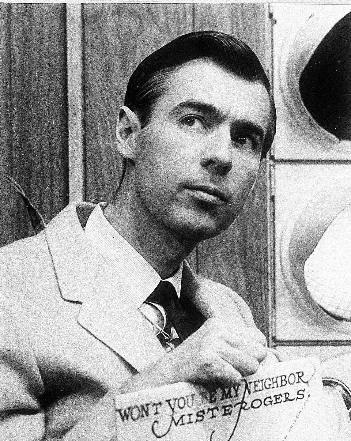 mister-rogers