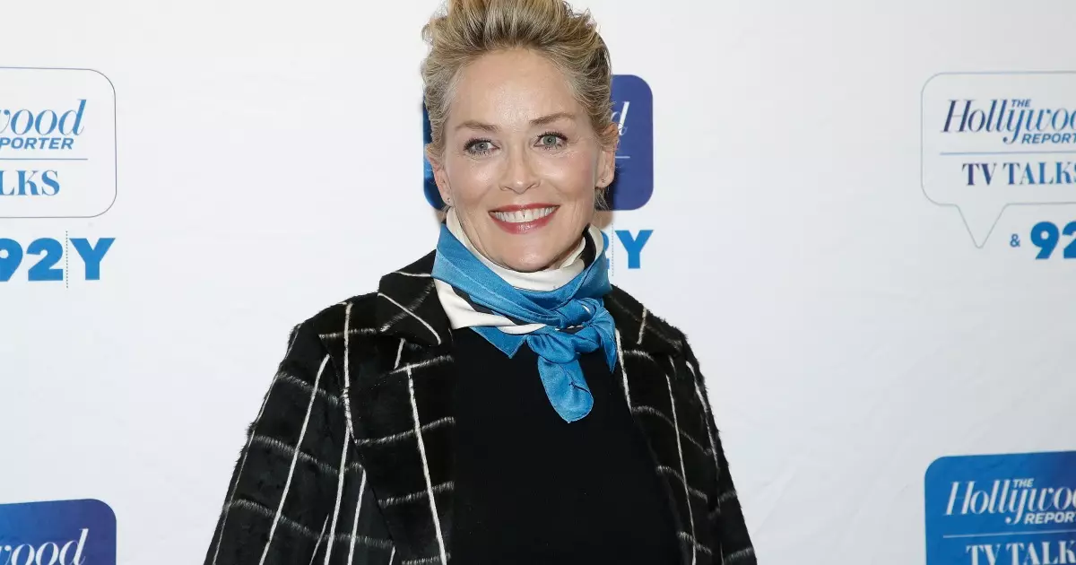 Gli amici di Sharon Stone condividono le lezioni di vita che ha imparato all'età di 60 anni