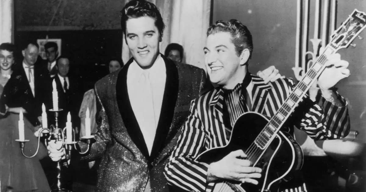 Elvis Presley agus Liberace: Taobh istigh dá gCairdeas Iontas