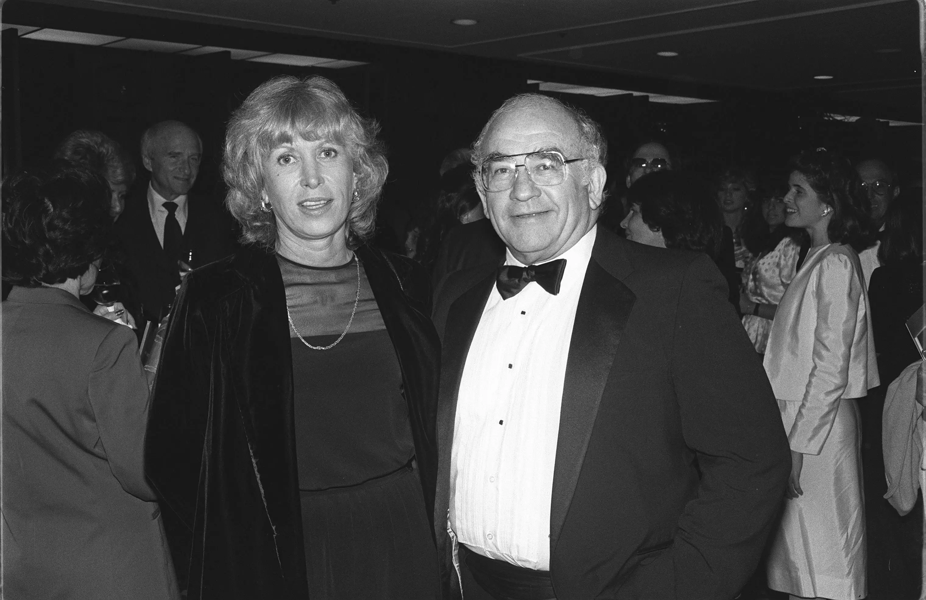 Ed Asner Nancy Sykes