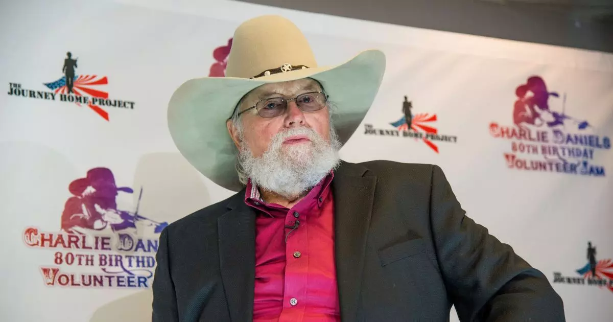 Charlie Daniels anwụọ: Rock Rock na Fiddler nwụrụ na afọ 83