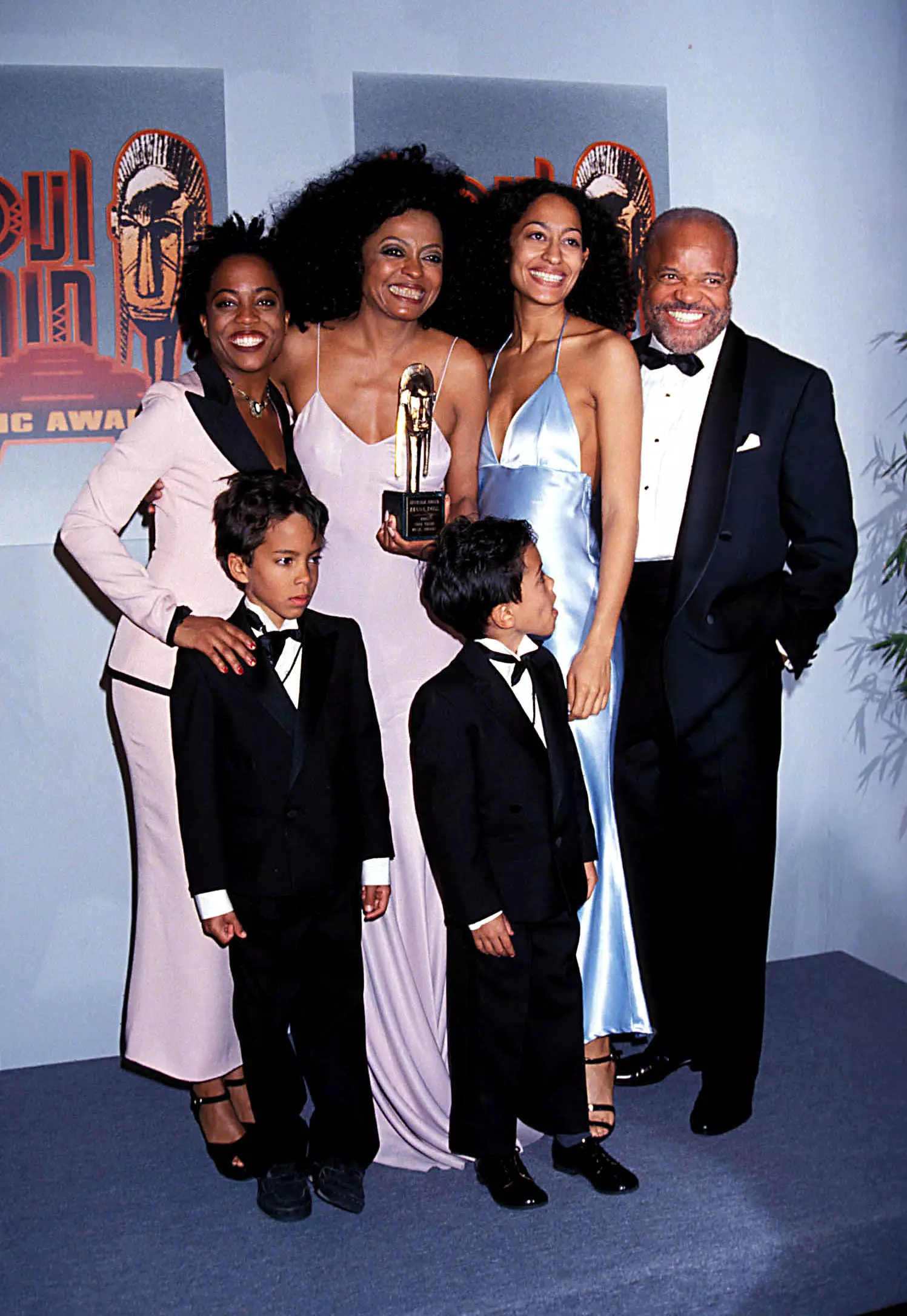 diana-ross-en-haar-5-kinderen-zie-de-zangers-leukste-familiefoto's