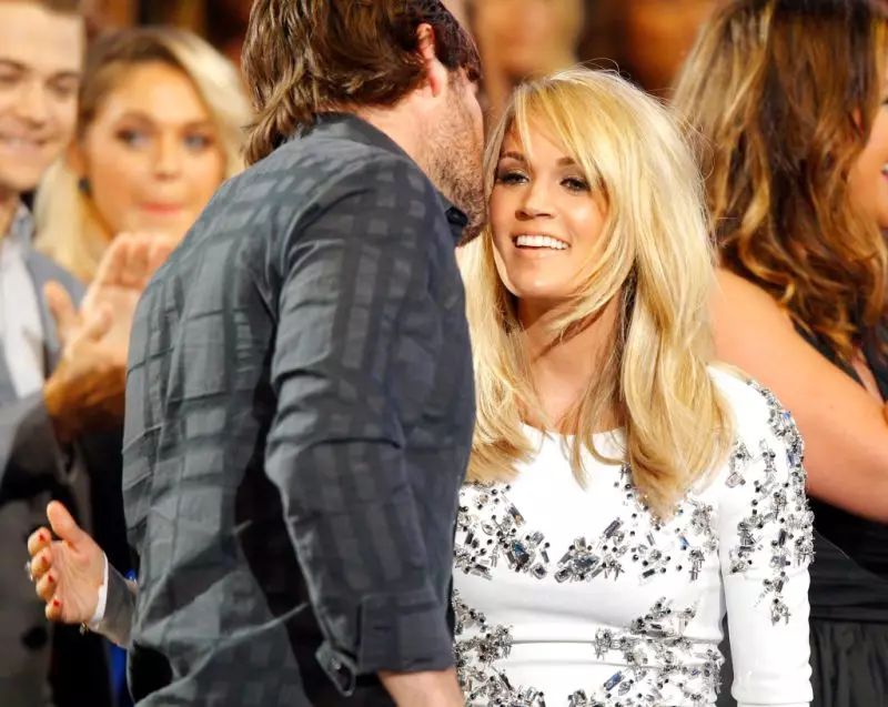 Carrie Underwood kaj Mike Fisher