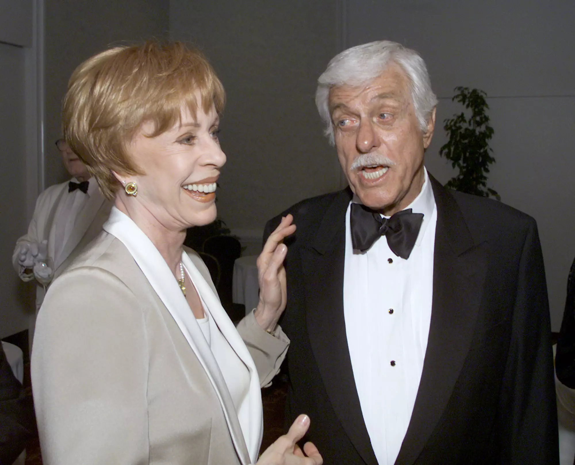 carol-burnett-dick-van-dyke