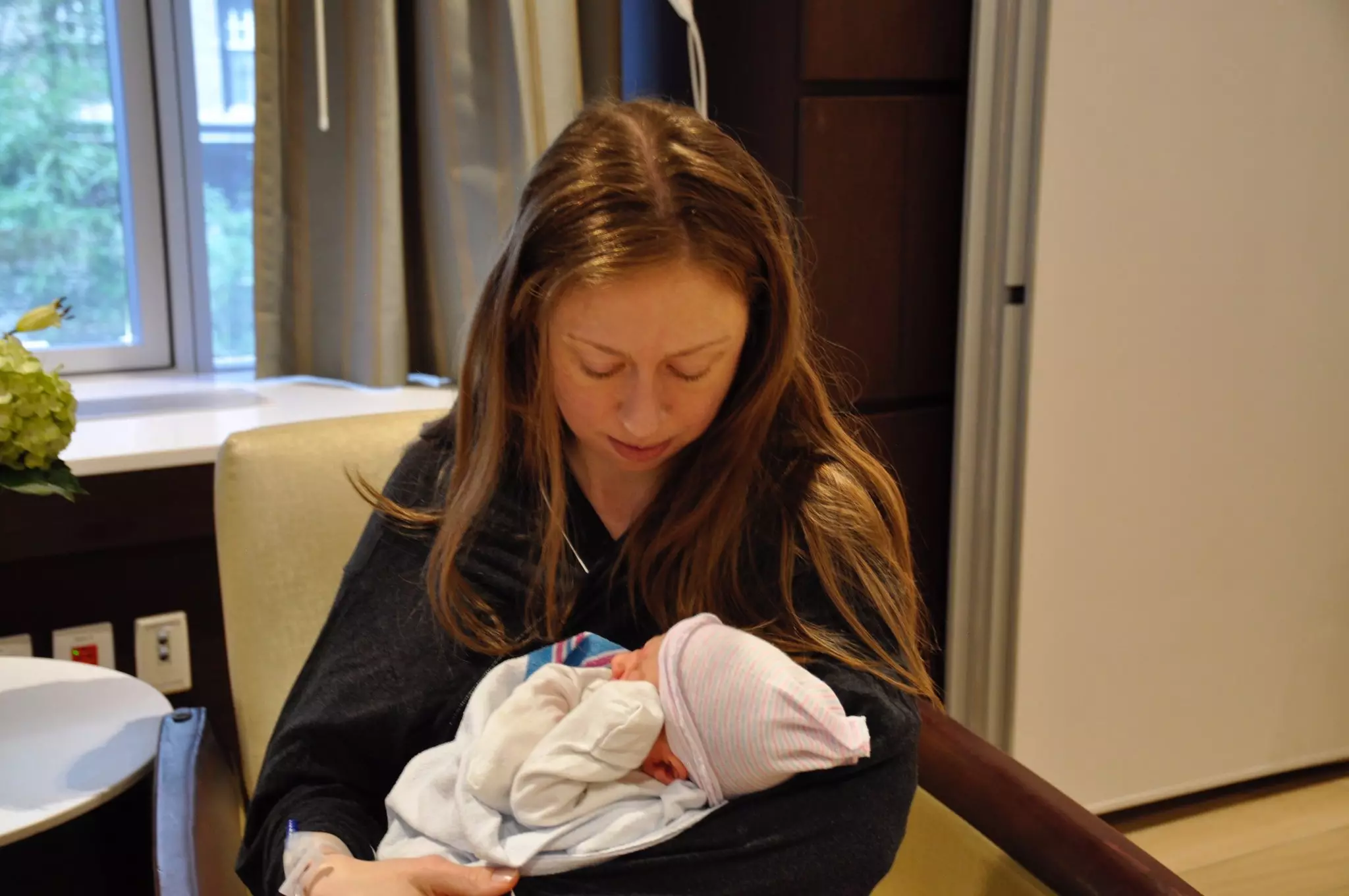 chelsea-clinton-baby-3 |