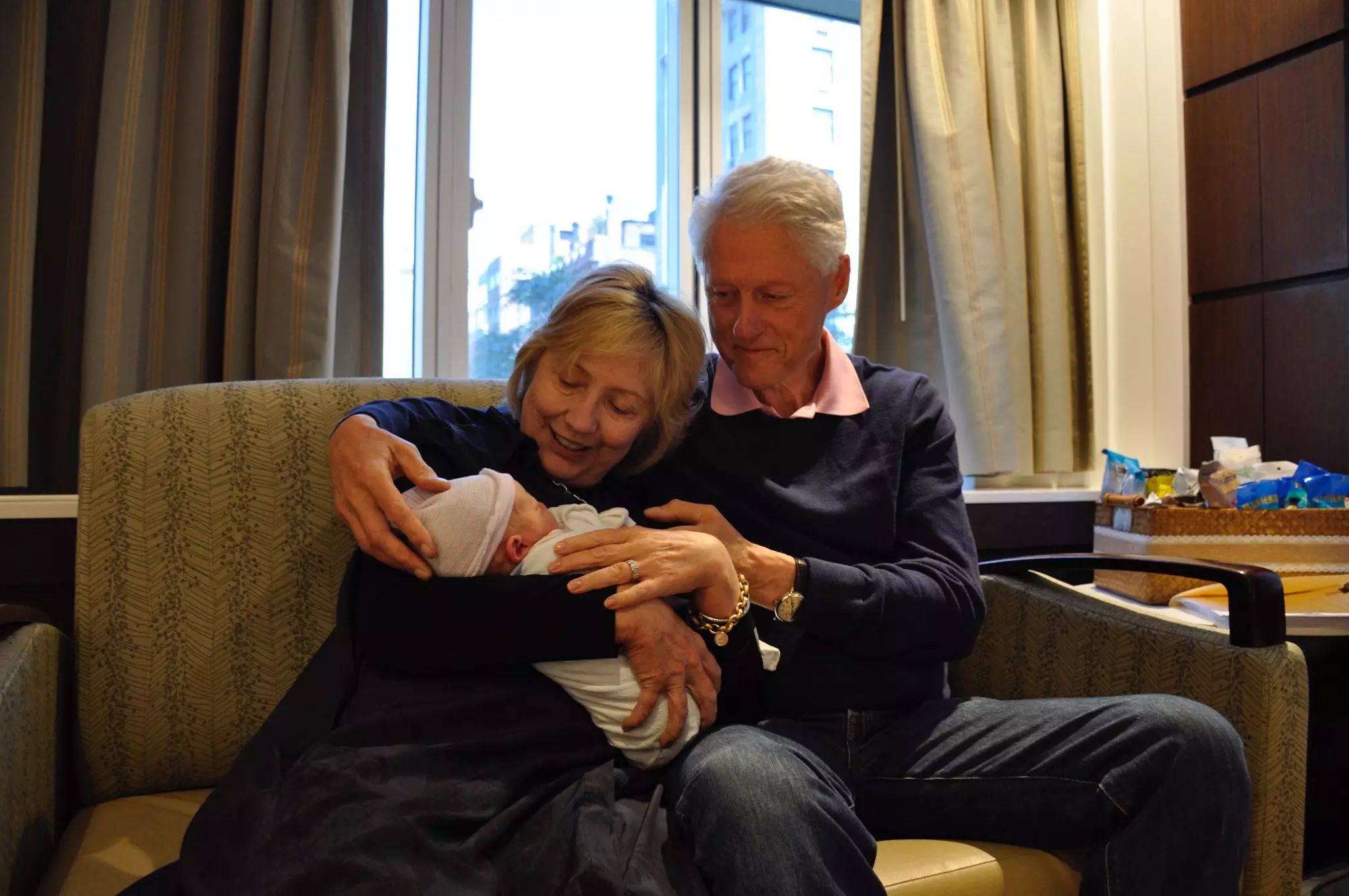 chelsea-clinton-baby-2