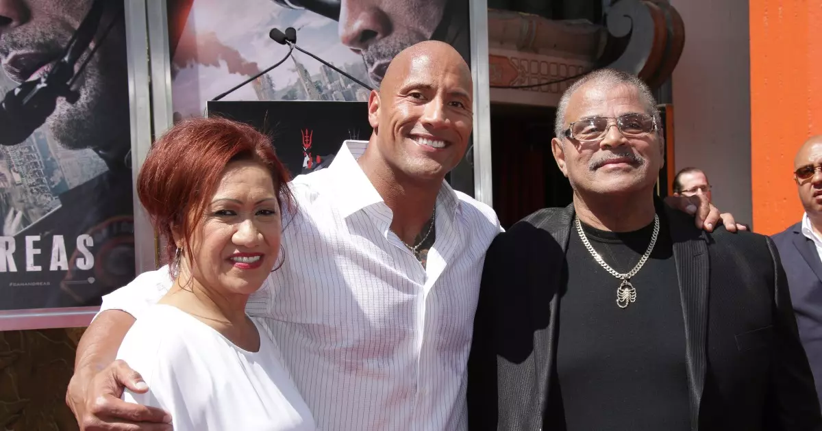 Mwanamieleka Rocky Johnson Amefariki: Baba yake Dwayne Johnson Afariki akiwa na umri wa miaka 75