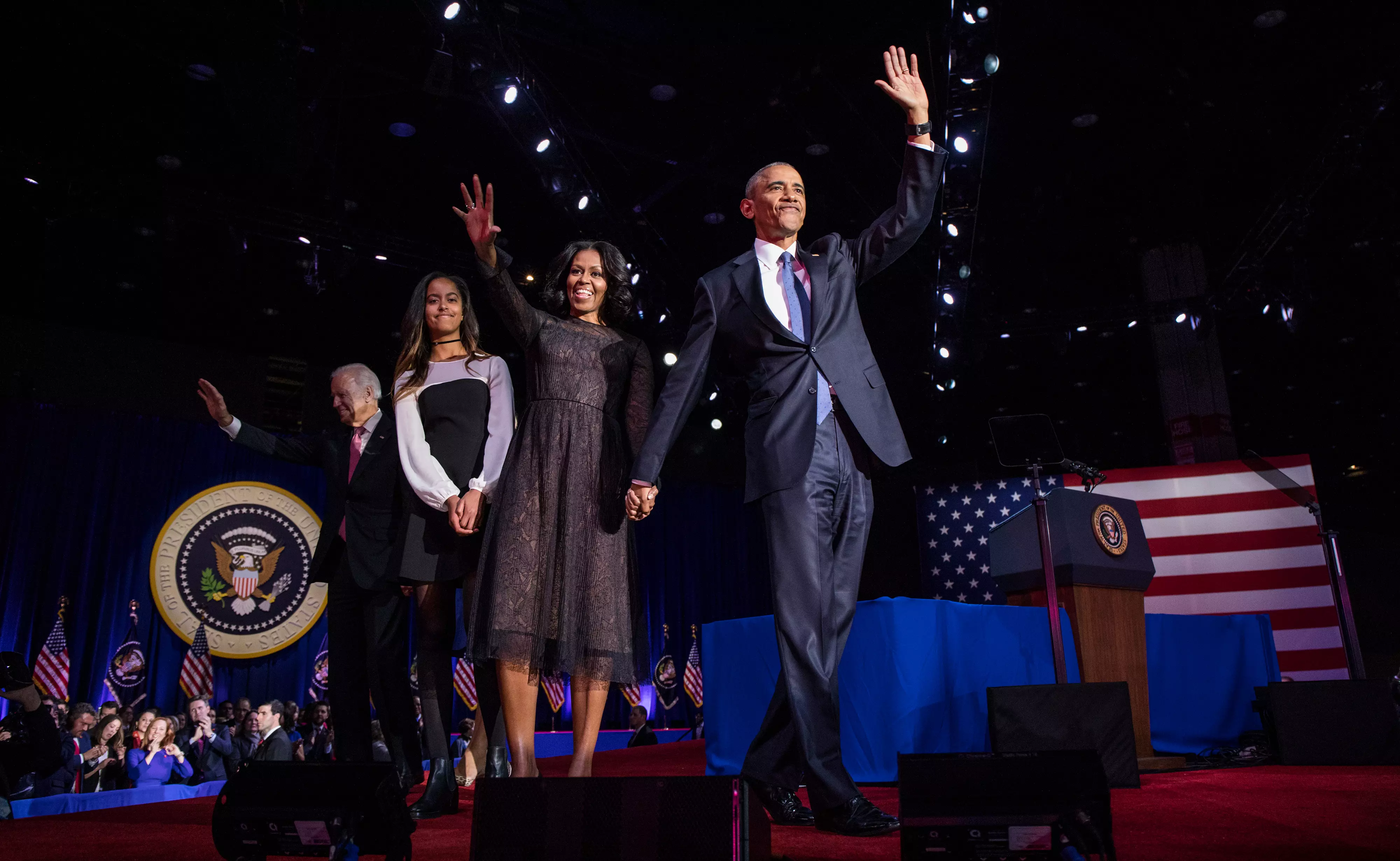 barack-obama-michelle-obama-malia-obama-3