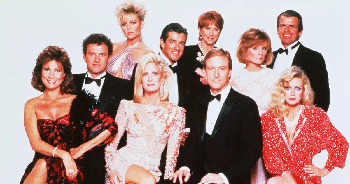 'Knots Landing' Cast ເບິ່ງກັບຄືນໄປບ່ອນໃນຊຸດ Iconic 40 ປີຕໍ່ມາ