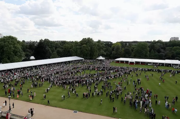 el jardín del palacio de buckingham getty