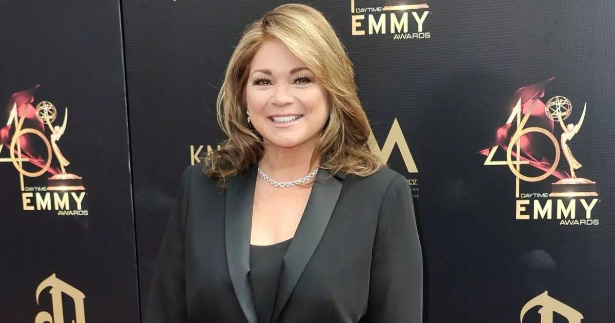 Valerie Bertinelli's Net Worth: Kamoo Setšoantšisi se Etsang Chelete kateng