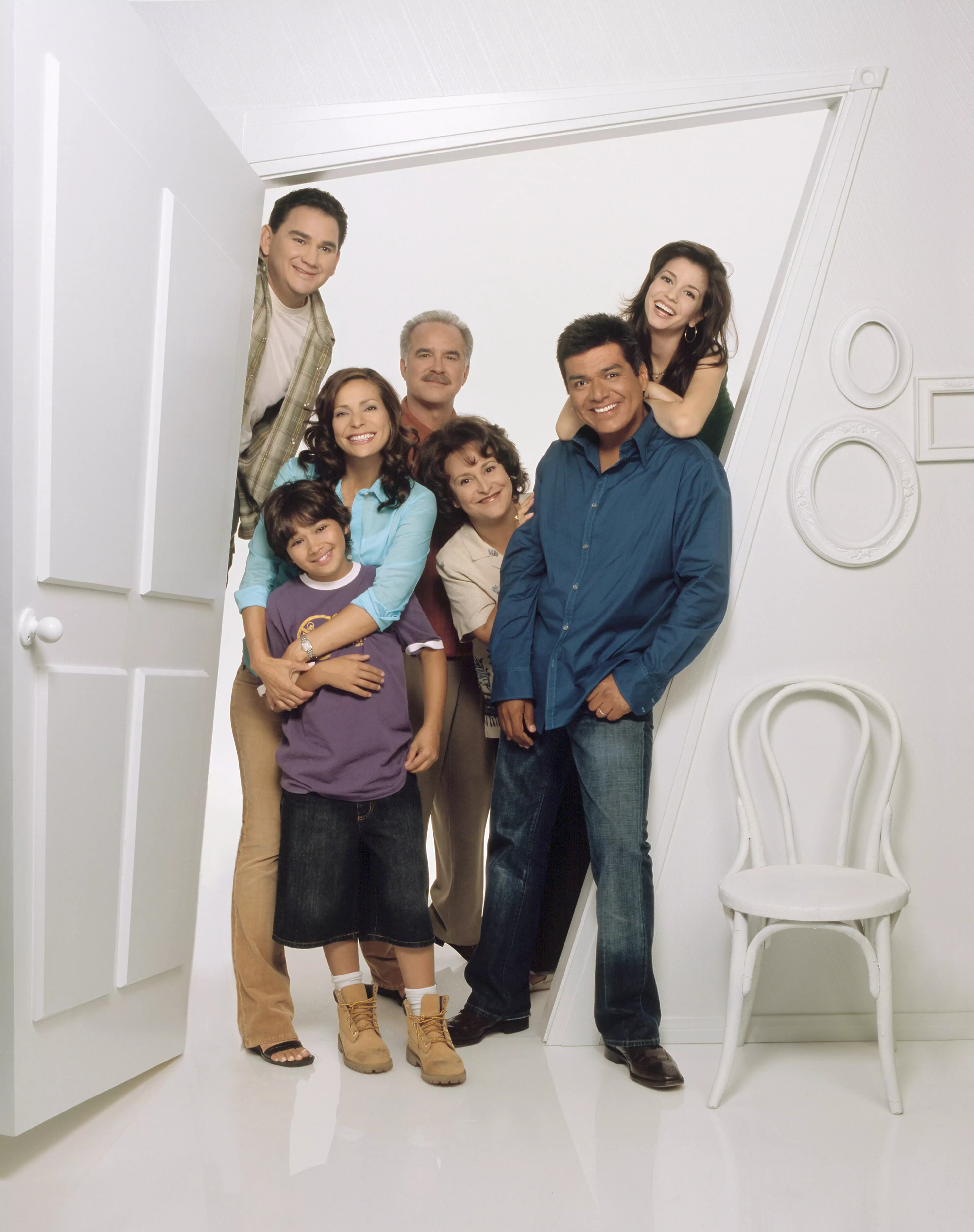 george-lopez-cast-photo