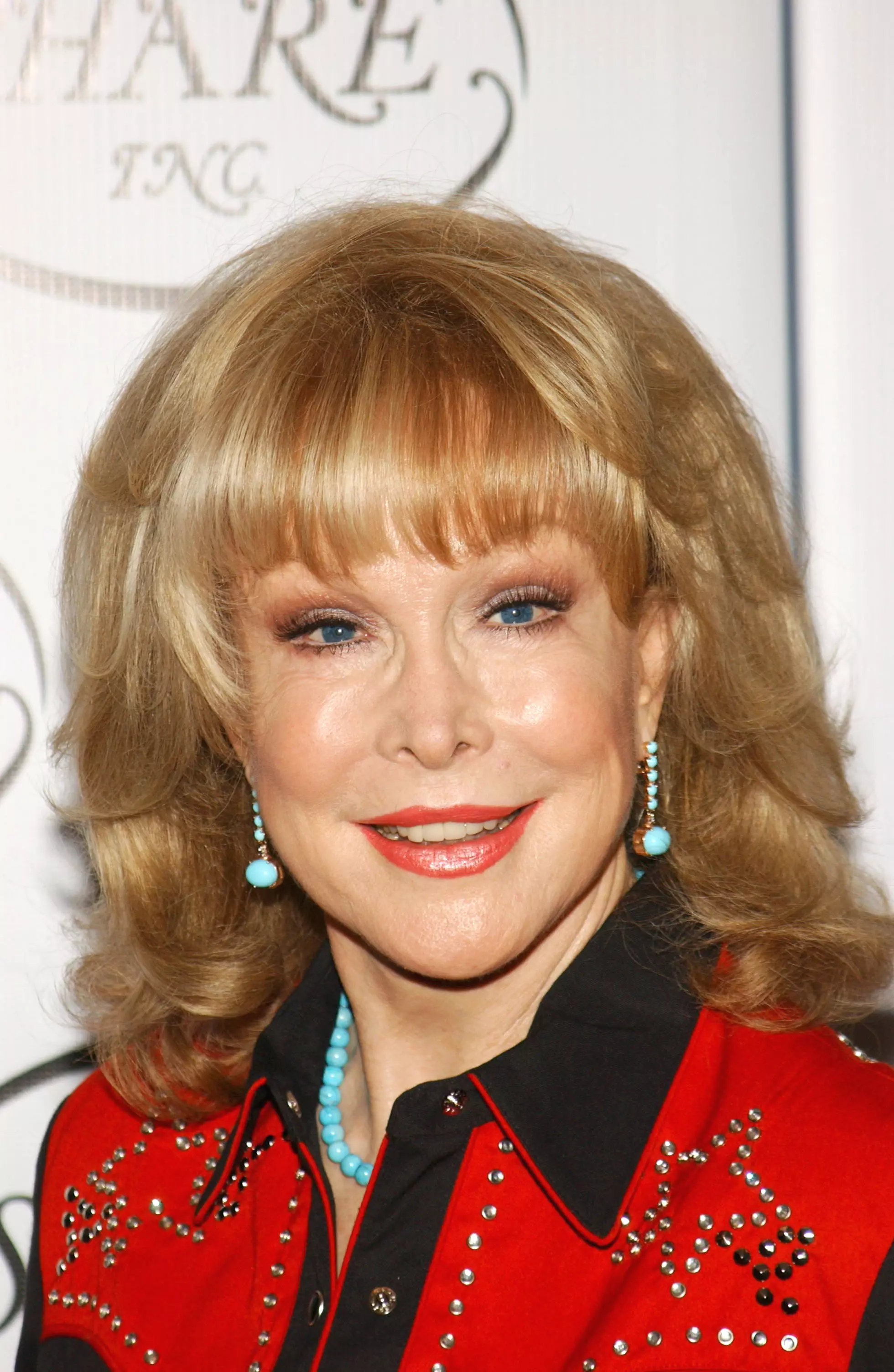 barbara-eden-2004