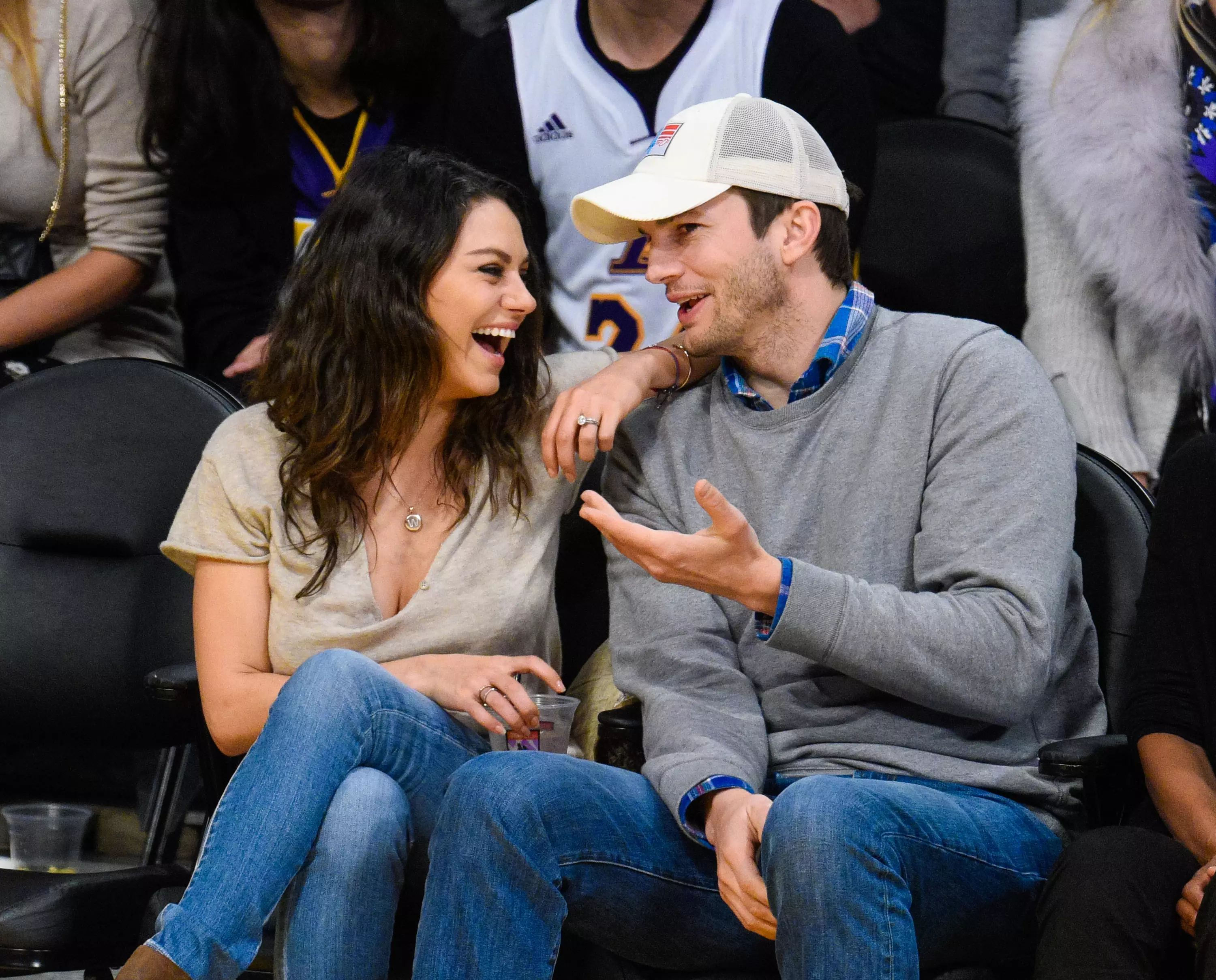 mila kunis en ashton kutcher