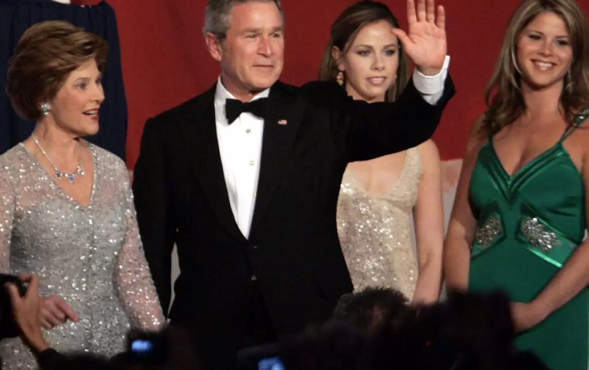 george w. Bush, Laura Bush, Jenna i Barbara Bush 2005 Getty