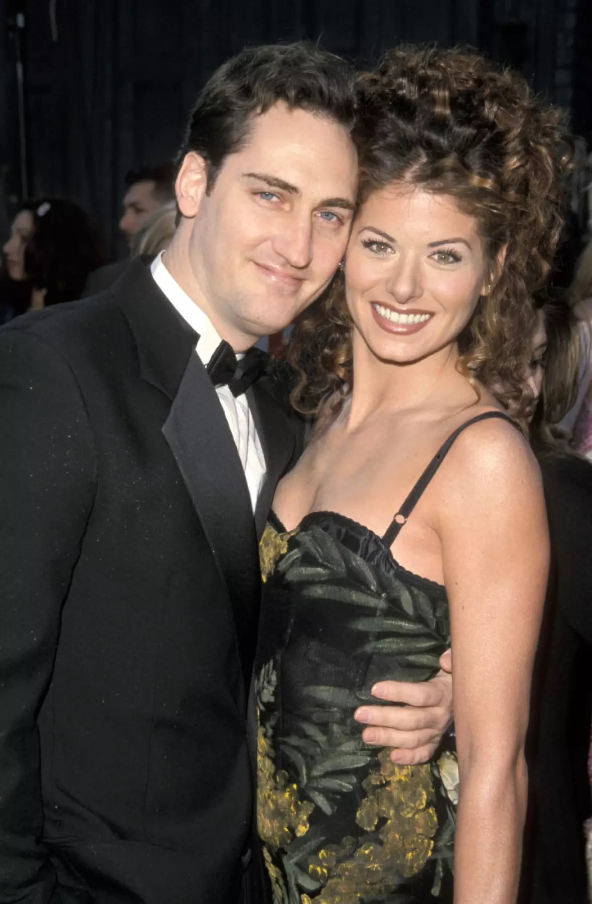 debra messing daniel zelman cov duab Getty