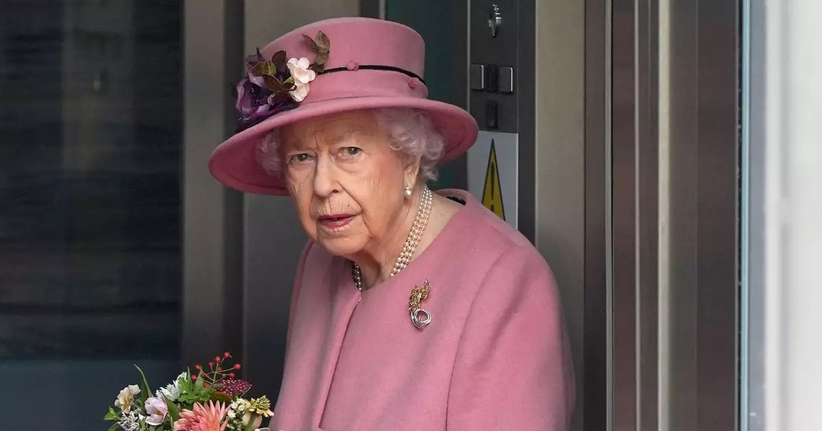 Karalienė Elžbieta „netiki, kad miršta“ per Heath krizę