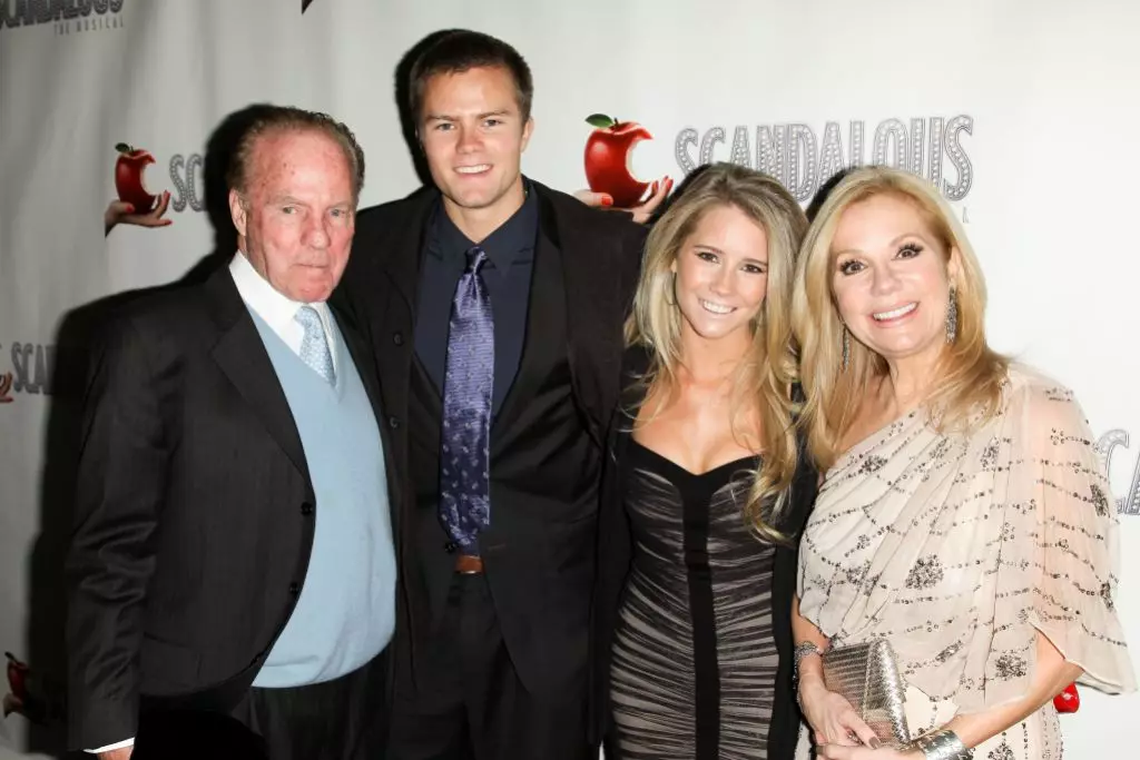 kathie-lee-gifford-cu-copii-cody-și-cassidy-cele mai drăguțe-fotografii-de-familie