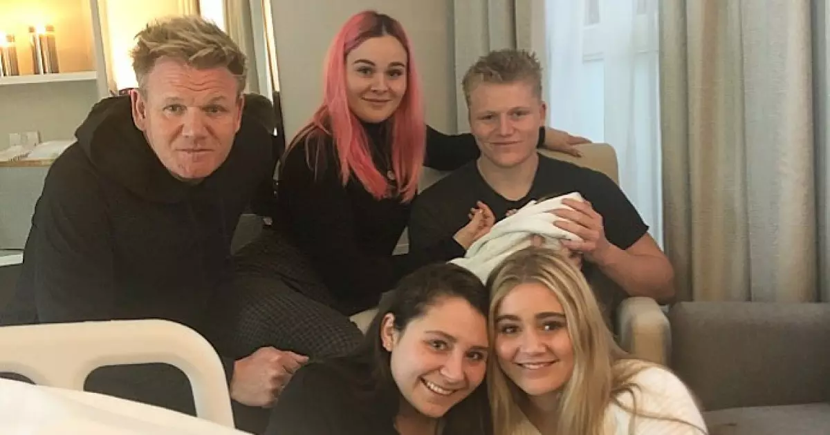 Cei 5 copii ai lui Gordon Ramsay: un ghid pentru familia bucătarului TV