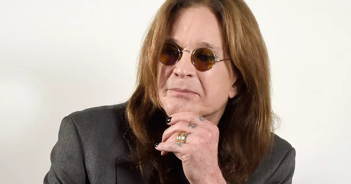 Ozzy Osbourne O kene Sepetleleng Bakeng sa Mathata a Tsoang ho Flu