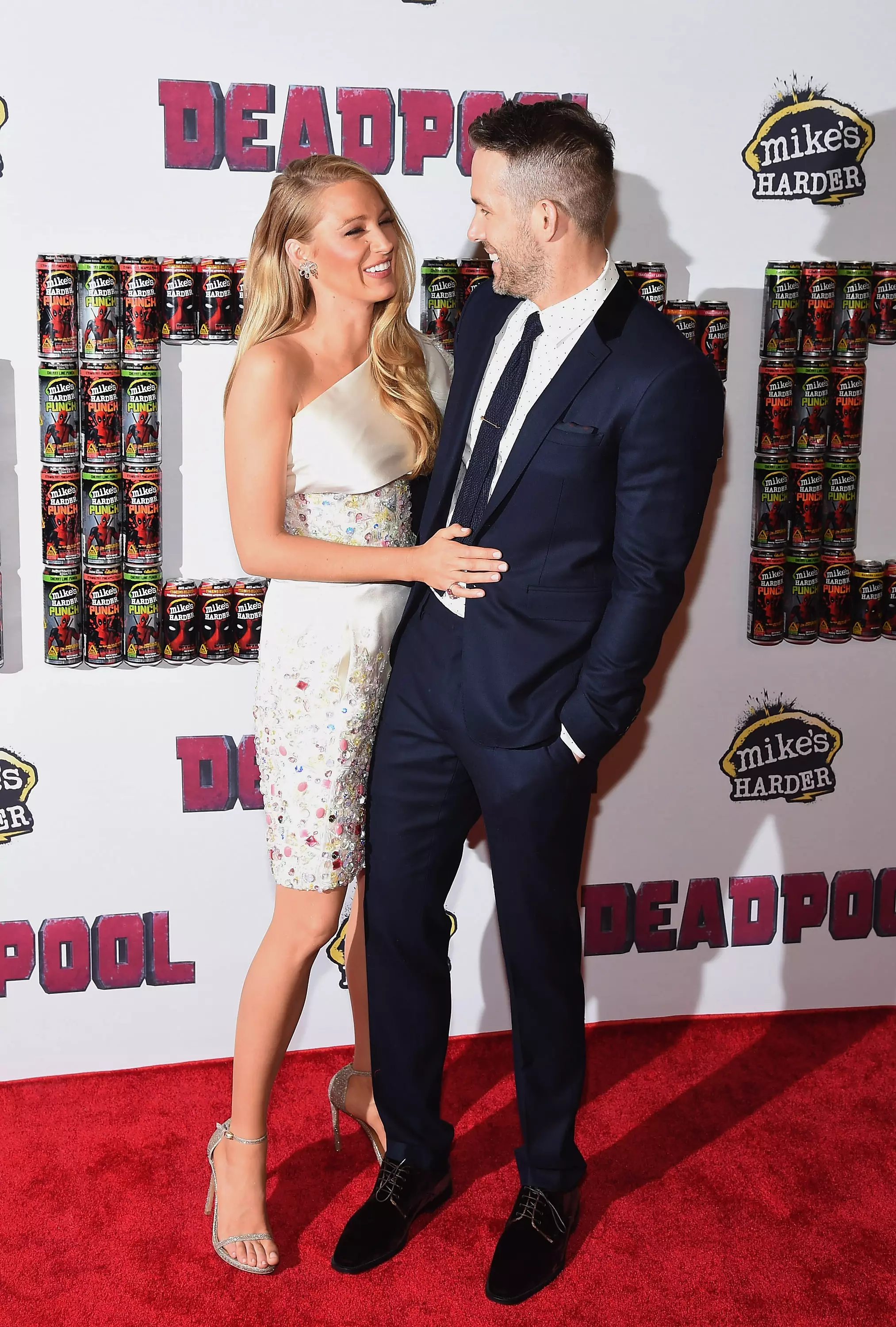 Ryan-Reynolds-Blake-Lively-8