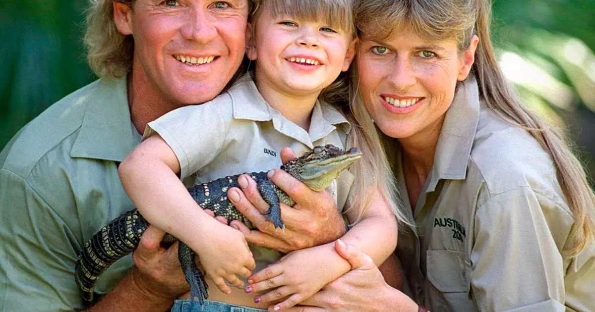 Bindi Irwin o tla amohela Gala ea Amerika ka Tlotlo ea Ntate Steve Irwin - Haufi le Beke le beke