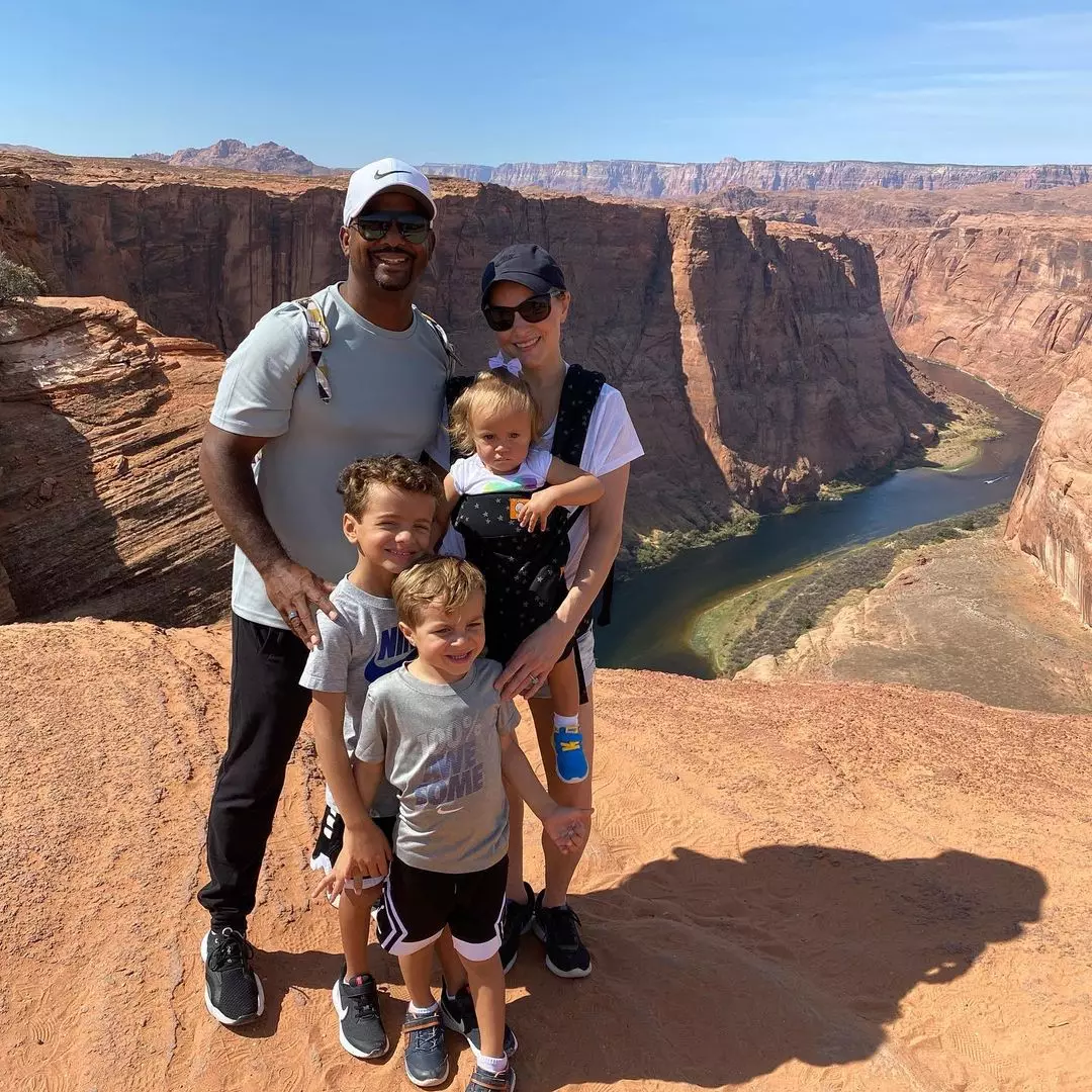 alfonso-ribeiro-says-buying-a-family-rv-was-the-best-decision