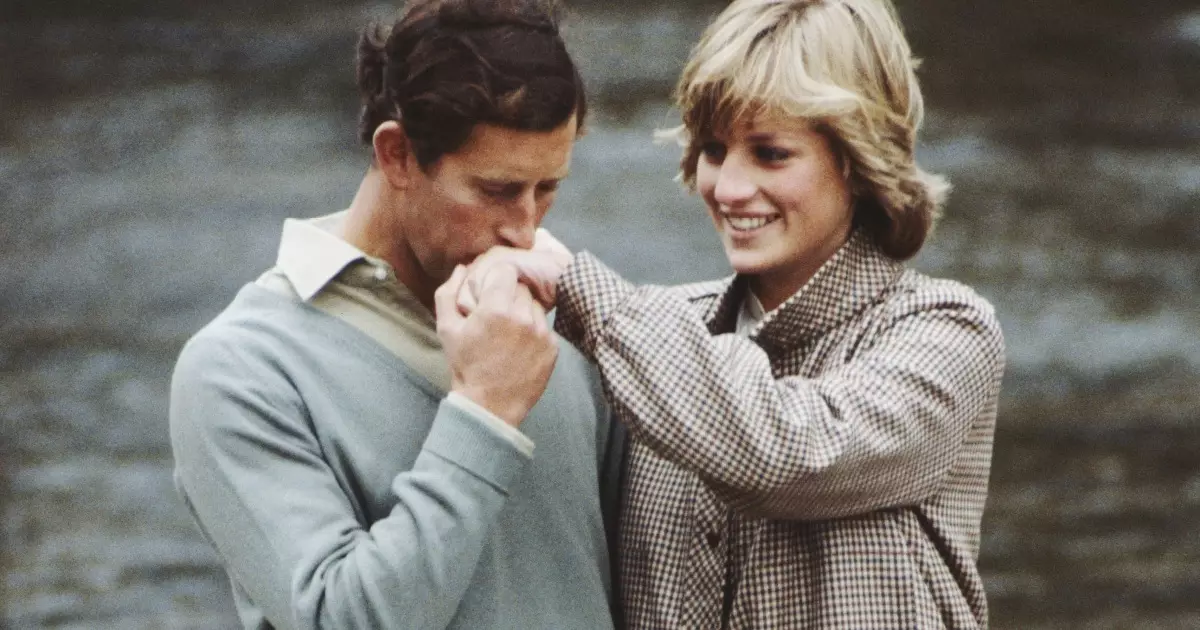 UPrincess Diana Wake Wazama Kanjani Ukusindisa Umshado Wakhe KuPrince Charles