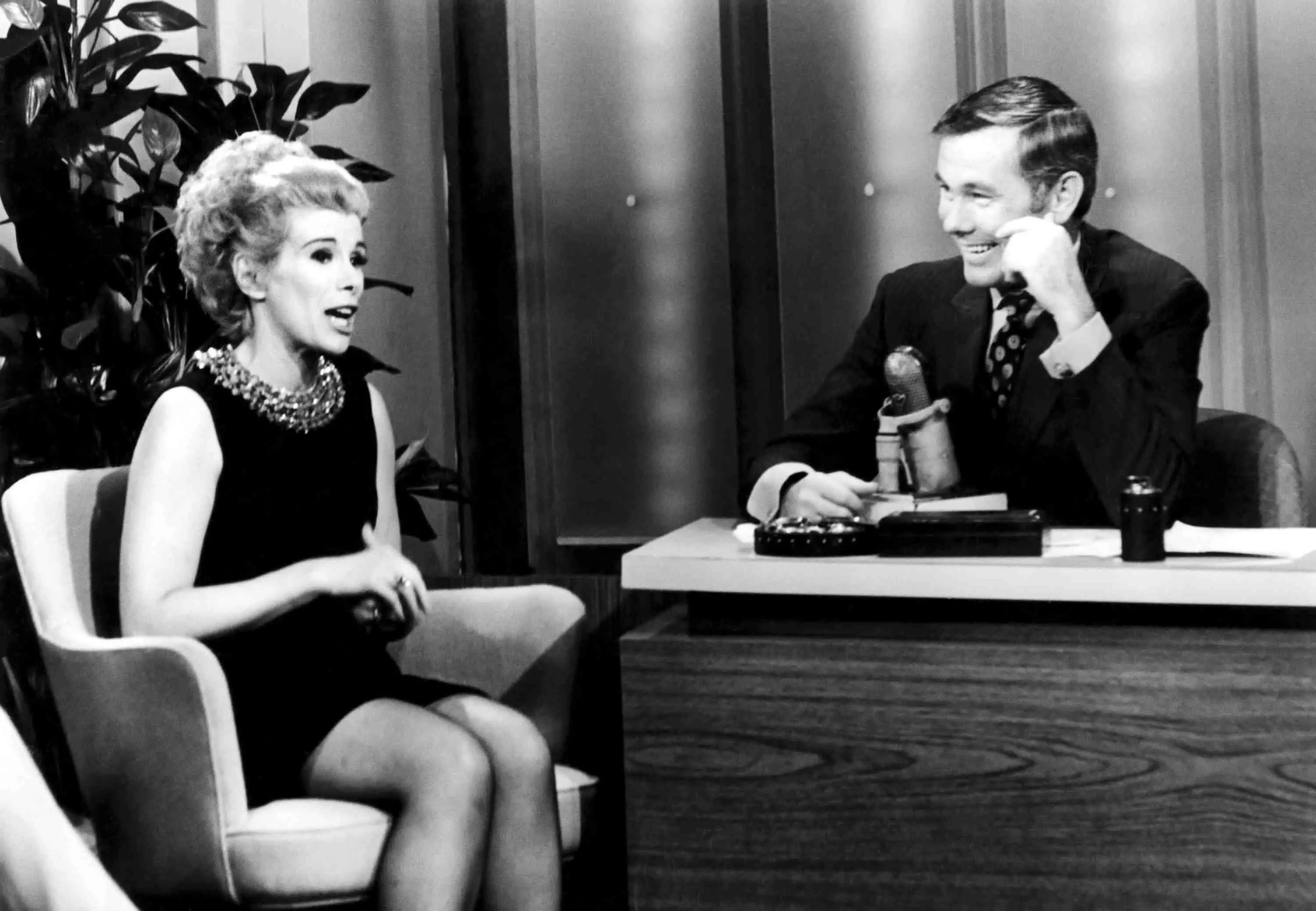 johnny carson y joan ríos