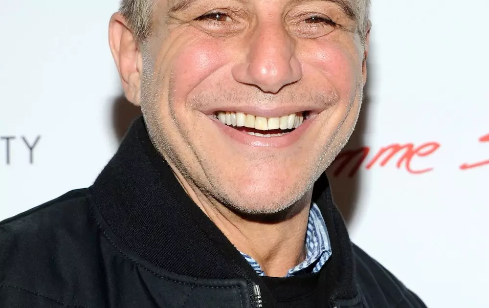 Tony Danza vlerëson aftësitë prindërore të Alyssa Milanos! - Closer Weekly