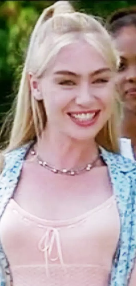 portia-de-rossi-1997