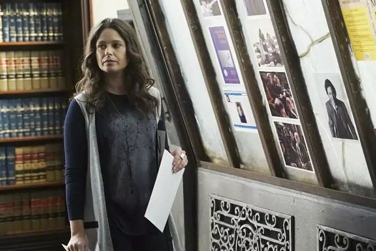 Quinn está grávida na 7ª temporada de Scandal?