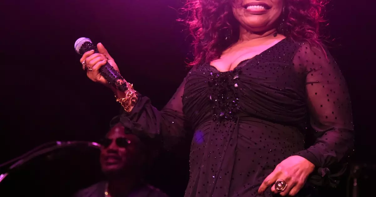 U-Chaka Khan Ungena eRehab ye-Prescription Drug Addiction - Vala Maviki Onke