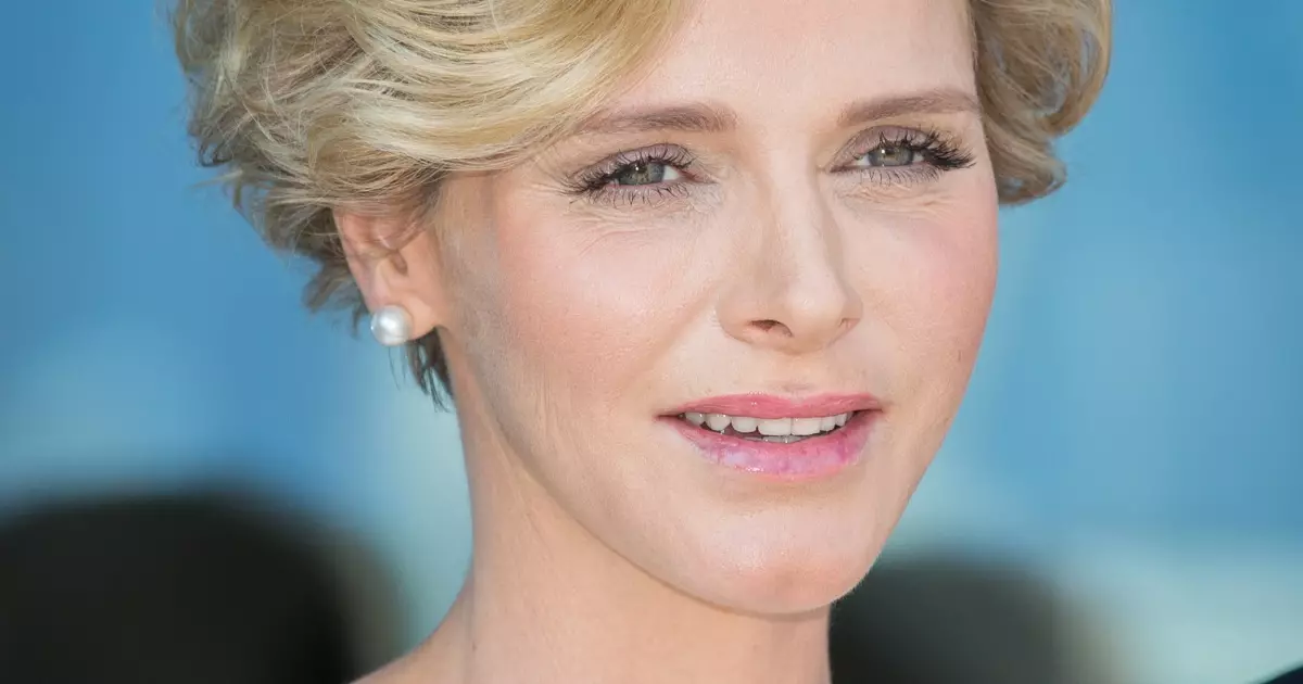 UPrincess Charlene Ukhuluma Ngamawele Akhe Asanda kuzalwa! - Eduze Kwamasonto onke