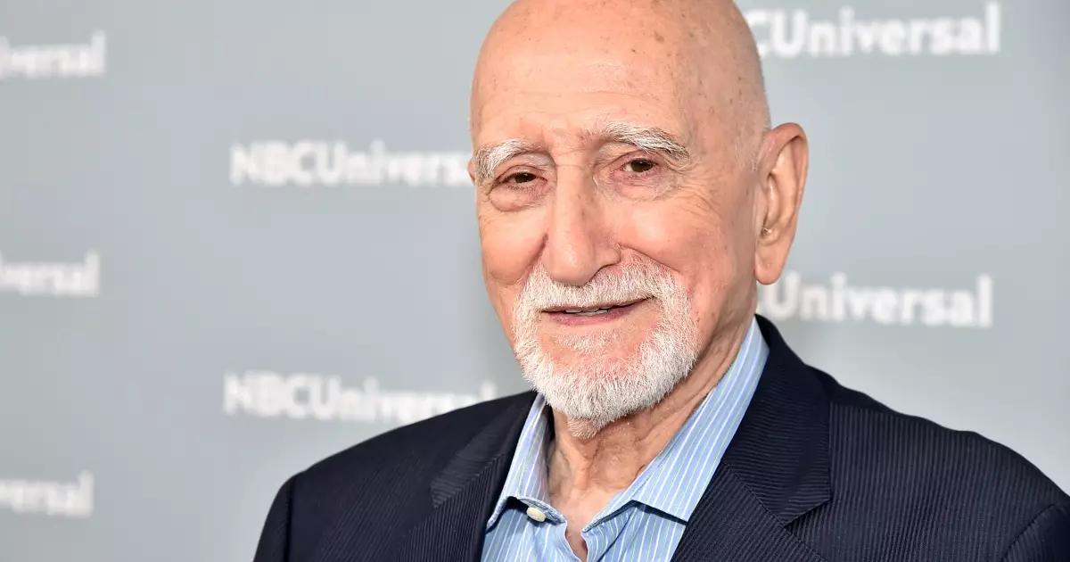 Dominic Chianese yn Datgelu Ei Wersi Bywyd Mwyaf (Unigryw)