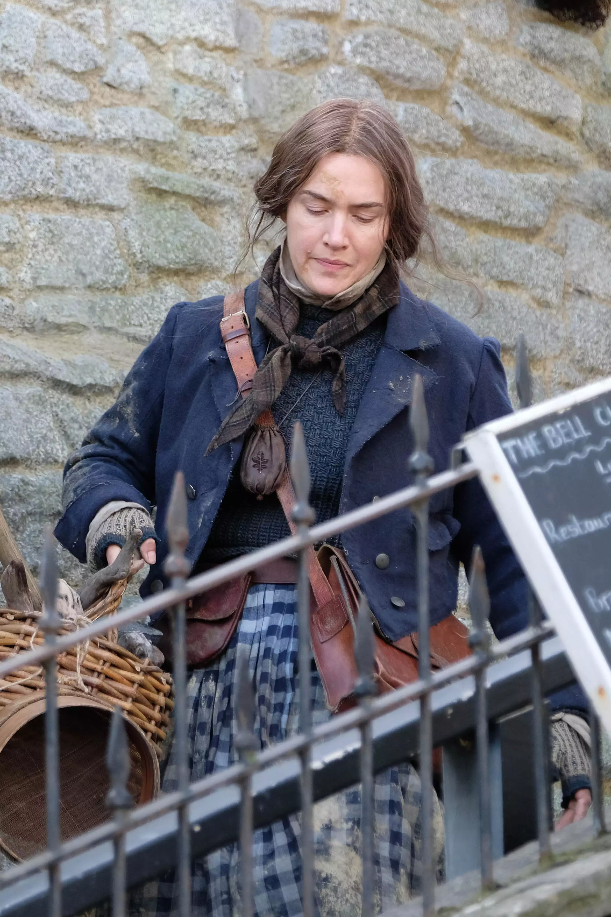 Kate Winslet filmando amonita